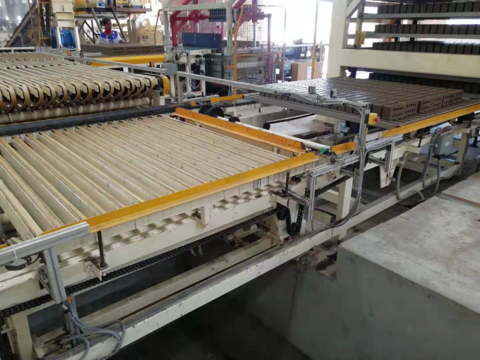 Custom Automatic Loading And Unloading System 220V 380V For Producing Floor Tiles