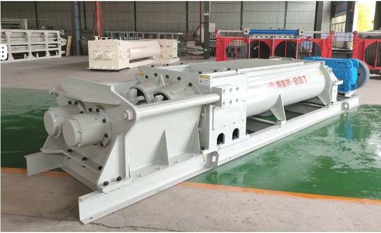 Double Shaft Mixer with Counter-Rotating Shafts